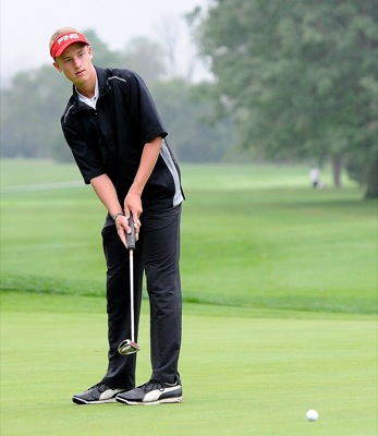 Moeller Memorial boys golf tournament Photo Album | The Daily Standard