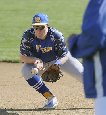 Marion Local vs Russia baseball Photo Album | The Daily Standard
