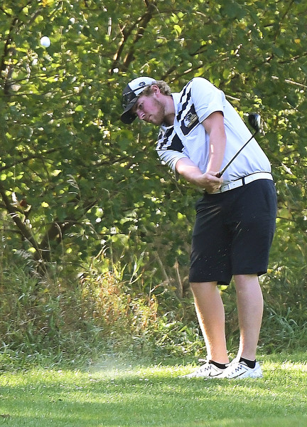 Jordan Moeller boys golf invitational Photo Album | The Daily Standard
