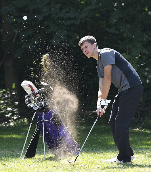St. Henry vs Fort Recovery boys golf Photo Album | The Daily Standard