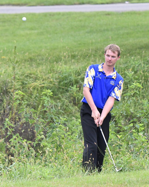 Moeller Memorial boys golf tournament Photo Album | The Daily Standard