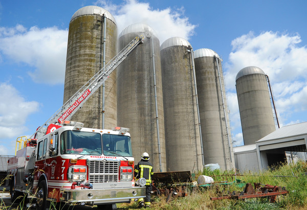silo fire at 195 Cassella Montezuma Road Photo Album | The Daily Standard