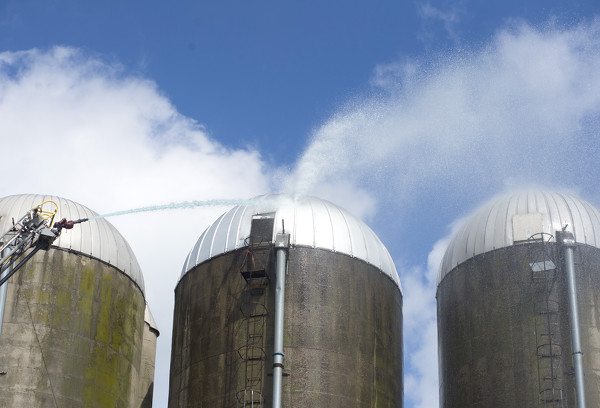 silo fire at 195 Cassella Montezuma Road Photo Album | The Daily Standard