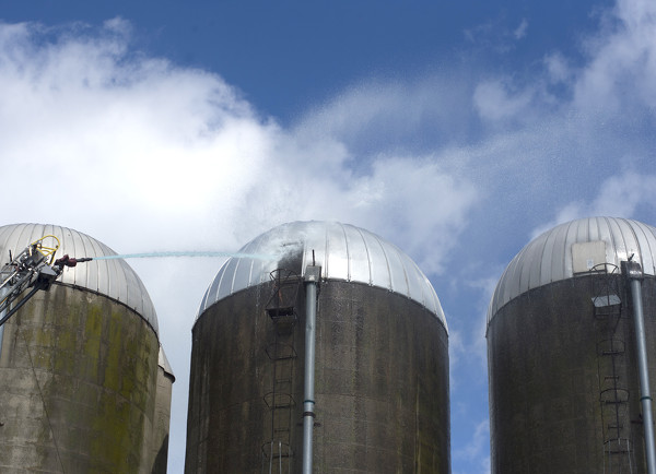 silo fire at 195 Cassella Montezuma Road Photo Album | The Daily Standard