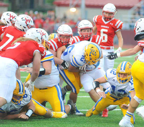 St. Marys vs Wapakoneta football Photo Album | The Daily Standard