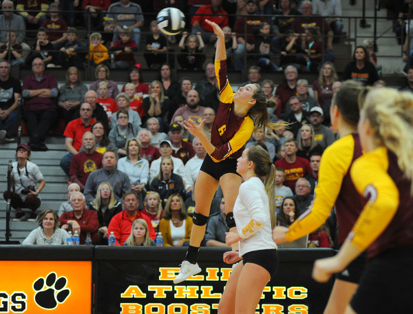 New Bremen vs Tiffin Calvert volleyball Photo Album | The Daily Standard