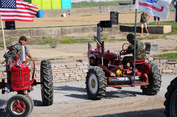 Country Fest Tractor Square Dancing at Auglaize Fair Photo Album | The ...