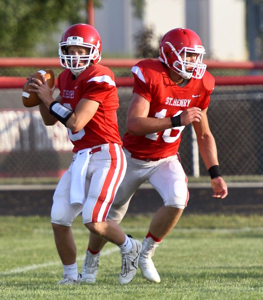 St. Henry vs Covington football Photo Album | The Daily Standard