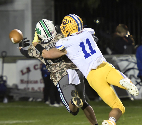 St. Marys vs Celina football Photo Album | The Daily Standard