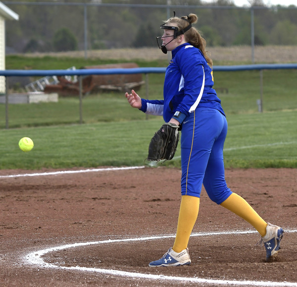 Fort Recovery vs Marion Local softball Photo Album | The Daily Standard