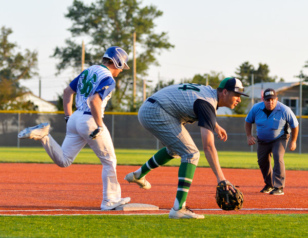 Mariners vs Michigan Monarchs college baseball Photo Album | The Daily ...