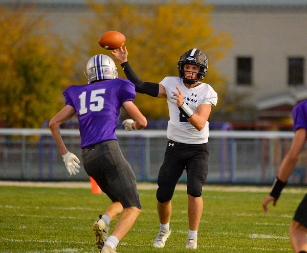 Fort Recovery vs Parkway football Photo Album | The Daily Standard
