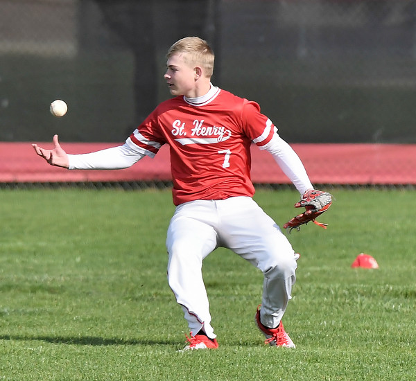 St. Henry vs Fort Recovery baseball Photo Album | The Daily Standard