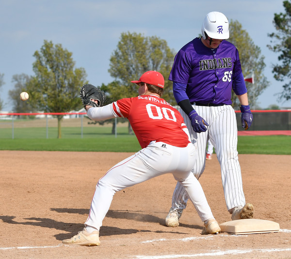 St. Henry vs Fort Recovery baseball Photo Album | The Daily Standard