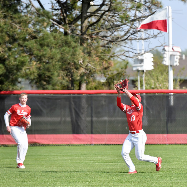 St. Henry vs Fort Recovery baseball Photo Album | The Daily Standard