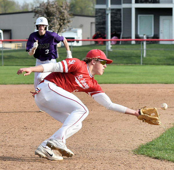 St. Henry vs Fort Recovery baseball Photo Album | The Daily Standard