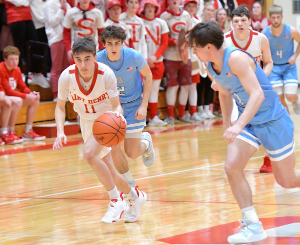 St. Henry vs Bath boys basketball Photo Album | The Daily Standard