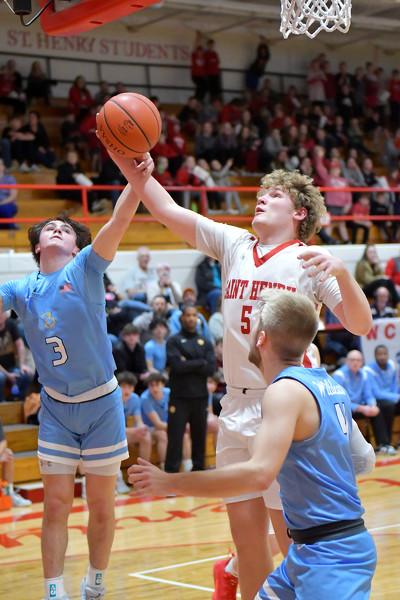 St. Henry vs Bath boys basketball Photo Album | The Daily Standard