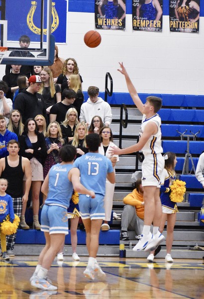 St. Marys vs Bath boys basketball Photo Album | The Daily Standard