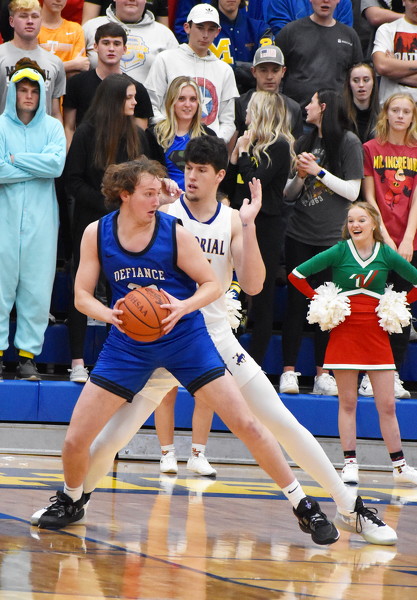 St. Marys vs Defiance boys basketball Photo Album | The Daily Standard