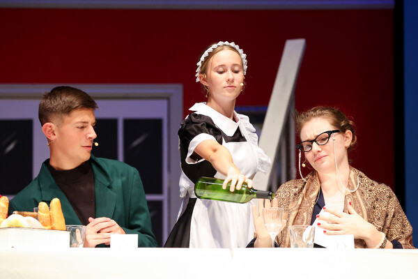 Coldwater High School's "CLUE" Photo Album | The Daily Standard