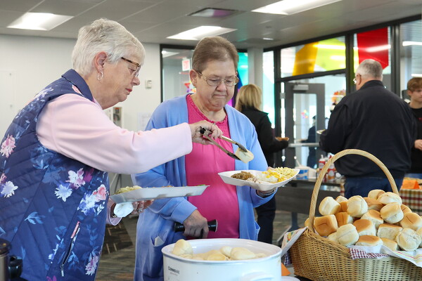 Tri Star Thanksgiving Dinner Photo Album | The Daily Standard