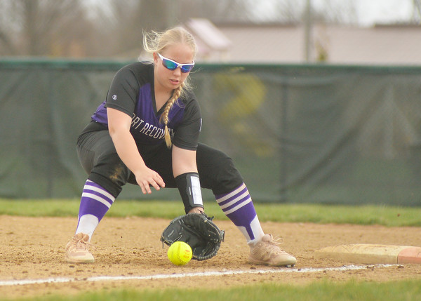 Fort Recovery vs Celina softball Photo Album | The Daily Standard