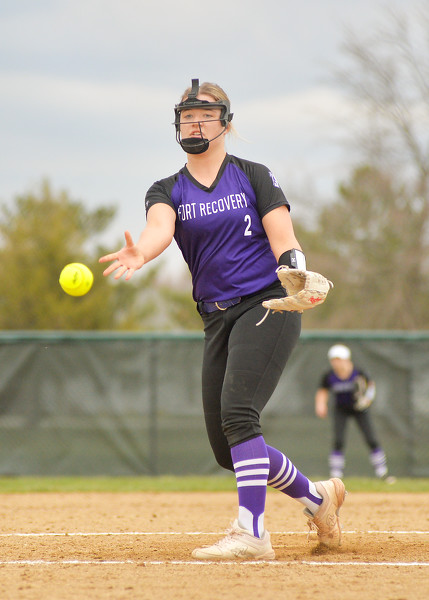 Fort Recovery vs Celina softball Photo Album | The Daily Standard