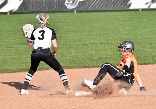 Minster vs Parkway softball Photo Album | The Daily Standard