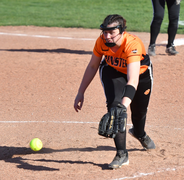 Minster vs Parkway softball Photo Album | The Daily Standard