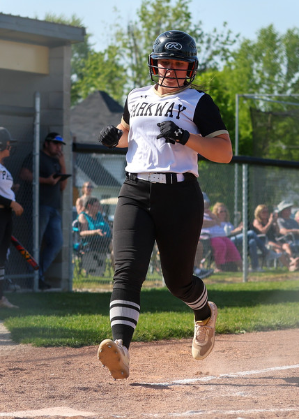 Parkway vs Hardin Northern softball Photo Album | The Daily Standard