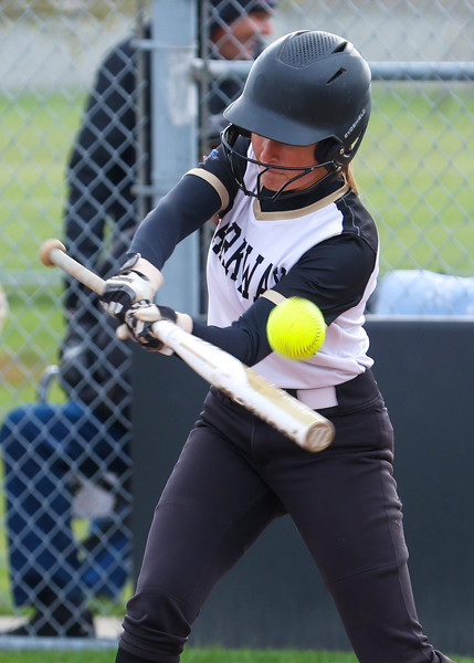 Parkway vs St. Henry softball Photo Album | The Daily Standard
