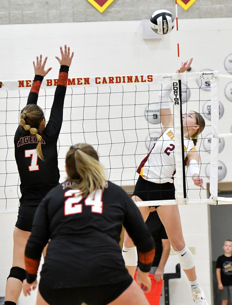 New Bremen vs Jackson Center volleyball Photo Album | The Daily Standard