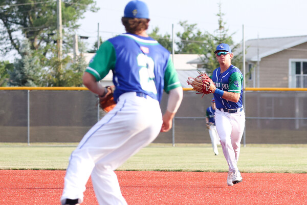 Mariners vs Michigan Monarchs college baseball Photo Album | The Daily ...
