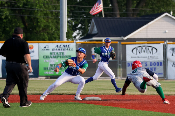 Mariners vs Michigan Monarchs college baseball Photo Album | The Daily ...