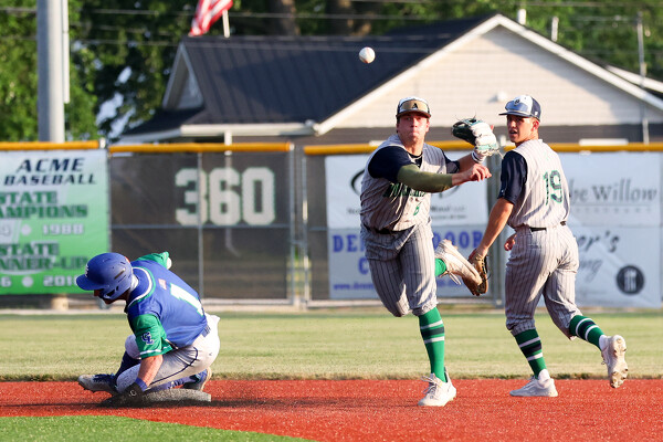 Mariners vs Michigan Monarchs college baseball Photo Album | The Daily ...