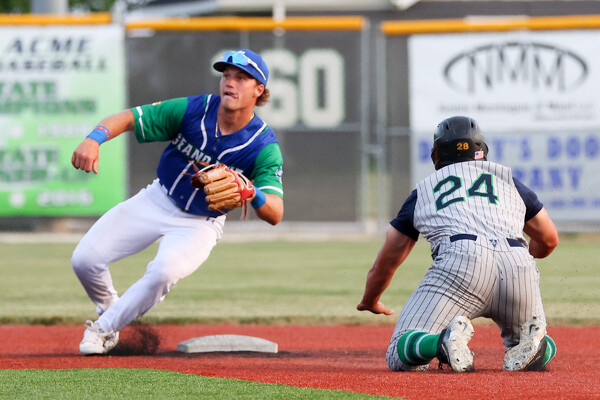 Mariners vs Michigan Monarchs college baseball Photo Album | The Daily ...