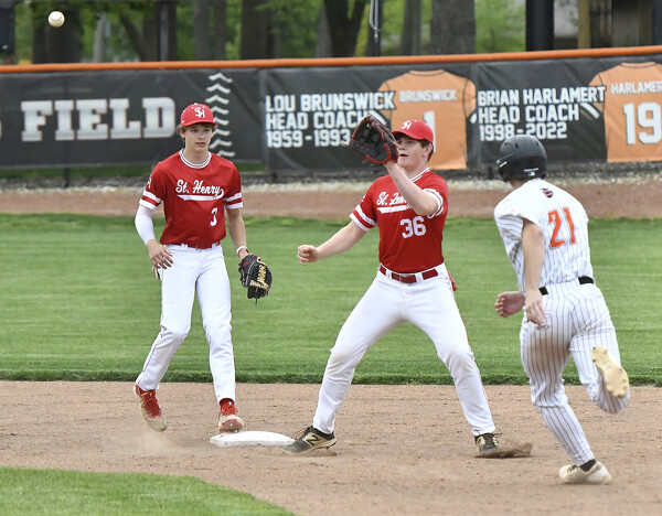 Coldwater vs St. Henry baseball Photo Album | The Daily Standard