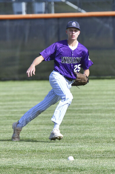 Fort Recovery vs Leipsic baseball Photo Album | The Daily Standard