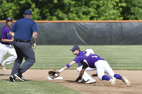 Fort Recovery vs Leipsic baseball Photo Album | The Daily Standard