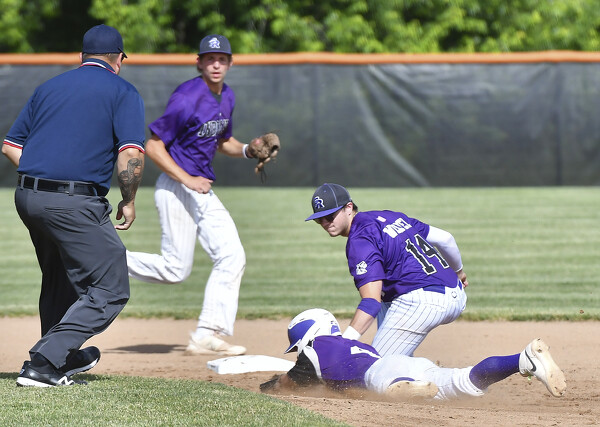 Fort Recovery vs Leipsic baseball Photo Album | The Daily Standard