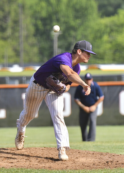 Fort Recovery vs Leipsic baseball Photo Album | The Daily Standard