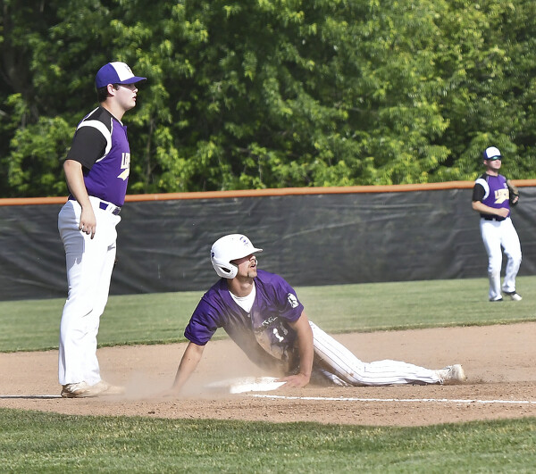 Fort Recovery vs Leipsic baseball Photo Album | The Daily Standard