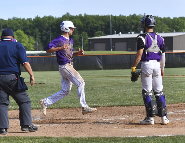 Fort Recovery vs Leipsic baseball Photo Album | The Daily Standard