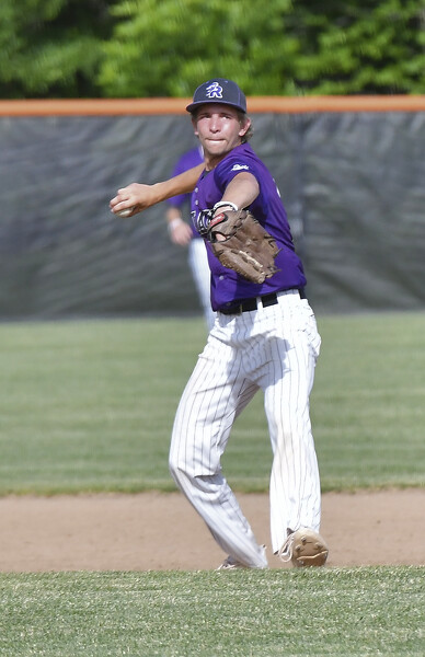 Fort Recovery vs Leipsic baseball Photo Album | The Daily Standard