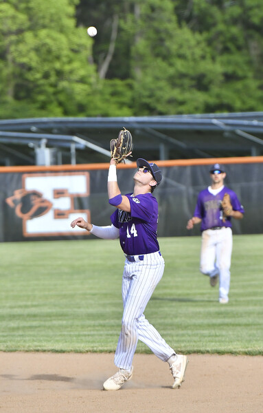 Fort Recovery vs Leipsic baseball Photo Album | The Daily Standard