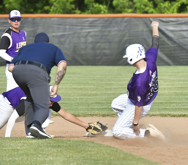 Fort Recovery vs Leipsic baseball Photo Album | The Daily Standard