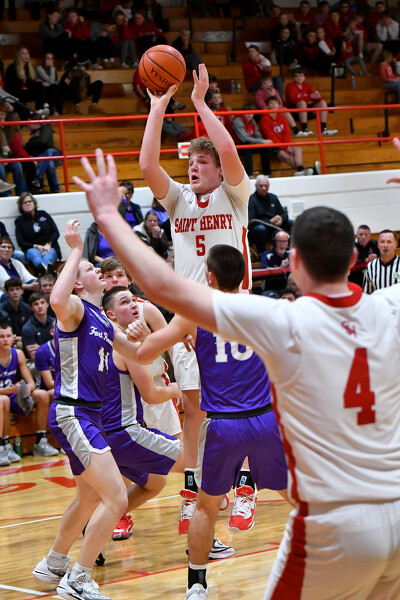 St. Henry vs Fort Recovery boys basketball Photo Album | The Daily Standard