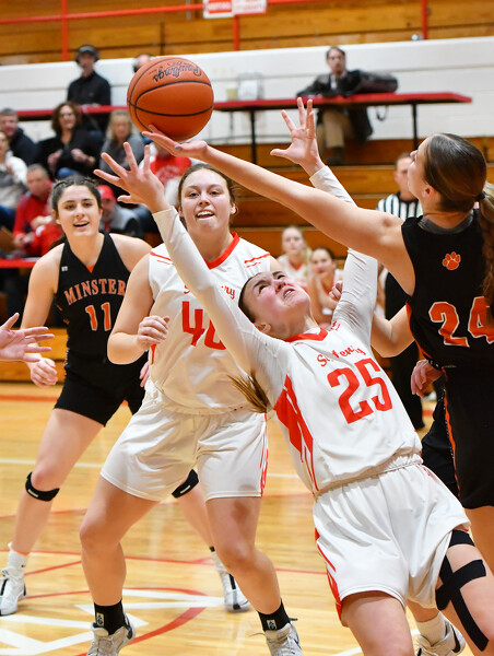 Minster vs St. Henry girls basketball Photo Album | The Daily Standard