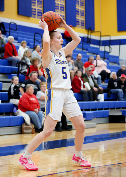 St. Marys vs Kenton girls basketball Photo Album | The Daily Standard